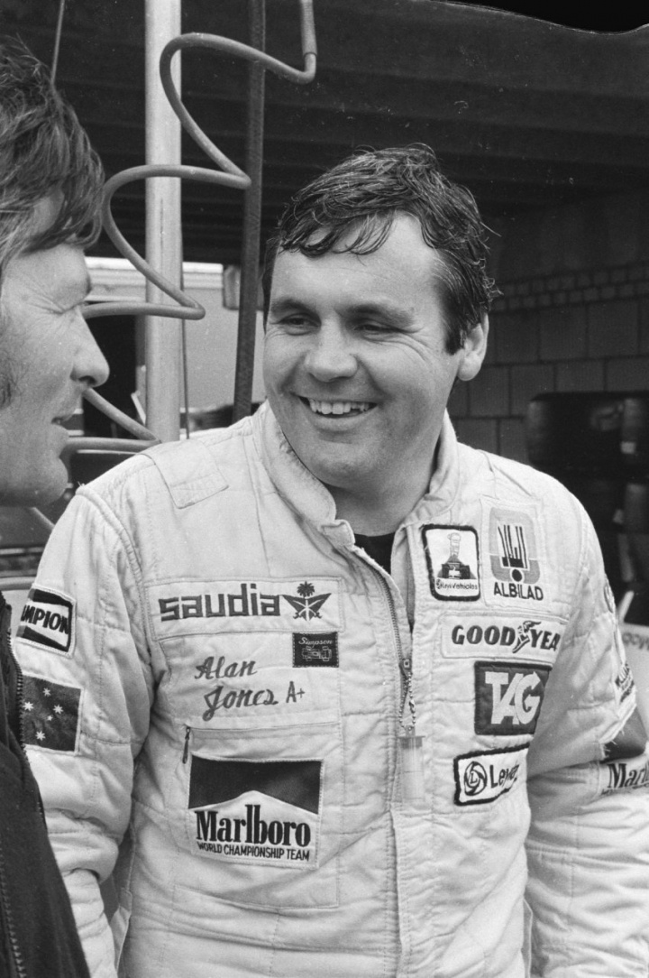 Alan Jones and his road to the top in Formula One - Sportshounds