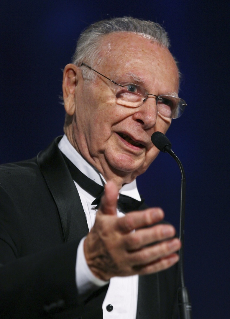 Harry Beitzel, dead at 90, a famous footy - Sportshounds